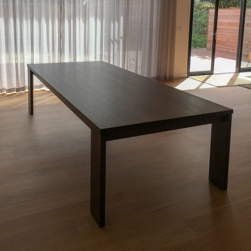 BRUNO DINING TABLE – Level Design